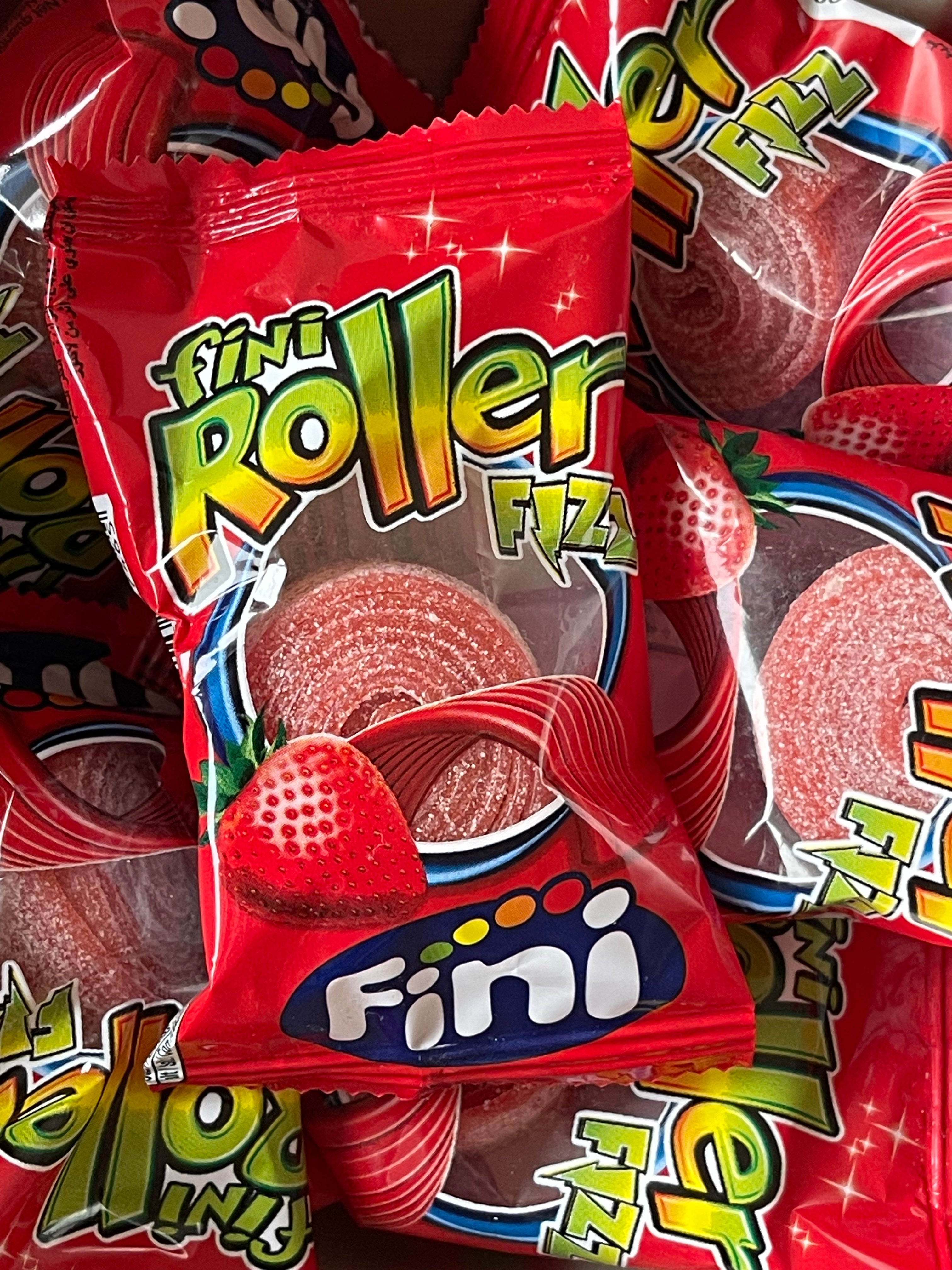 Fini Strawberry Rollers – tutu lollies